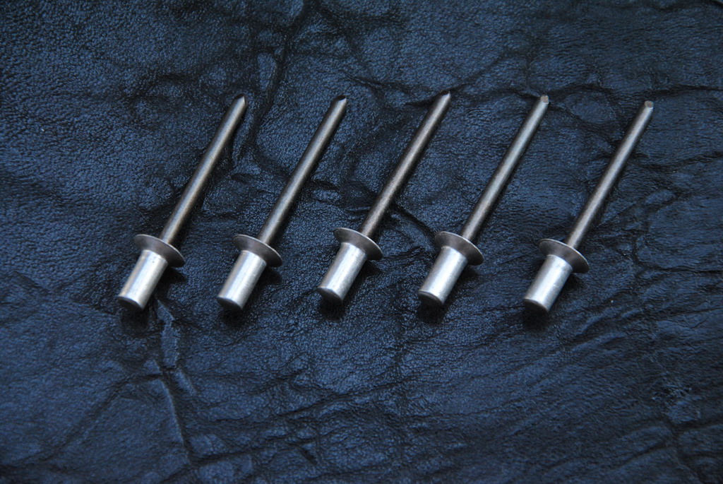 Closed countersunk head aluminum blind rivets-Sample library ...